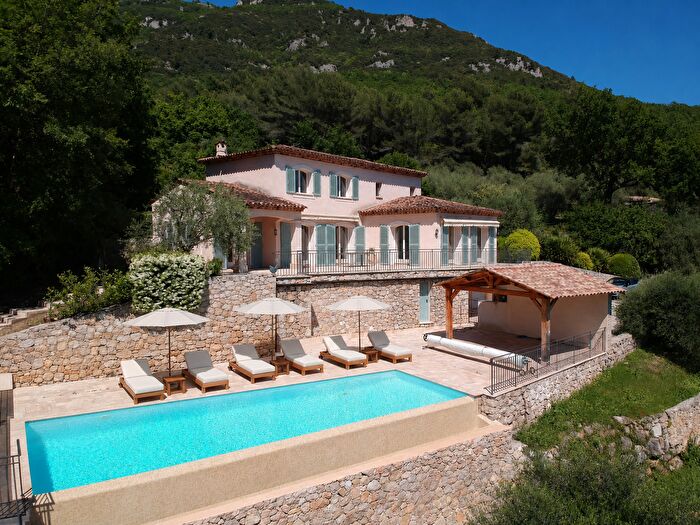 Maison 5 pièces à vendre à Tourrettes-sur-Loup