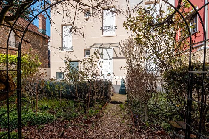 Maison à vendre - Montrouge, Porte de Châtillon - 7 pièces - 4 chambres