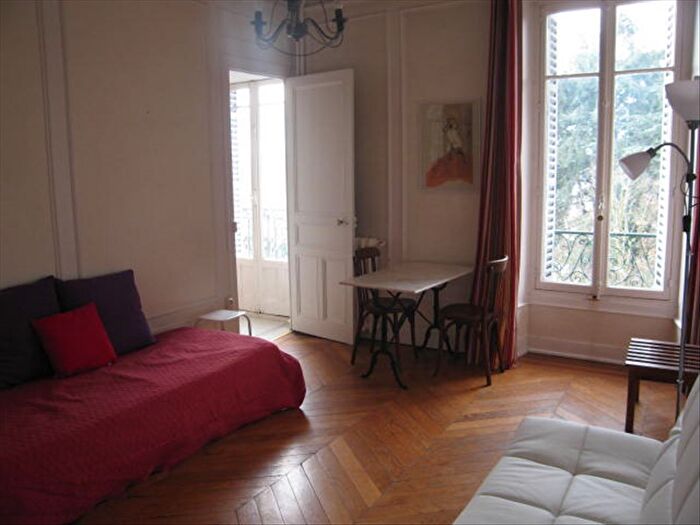 Appartement à louer - Aix-les-Bains, Est - 1 pièce