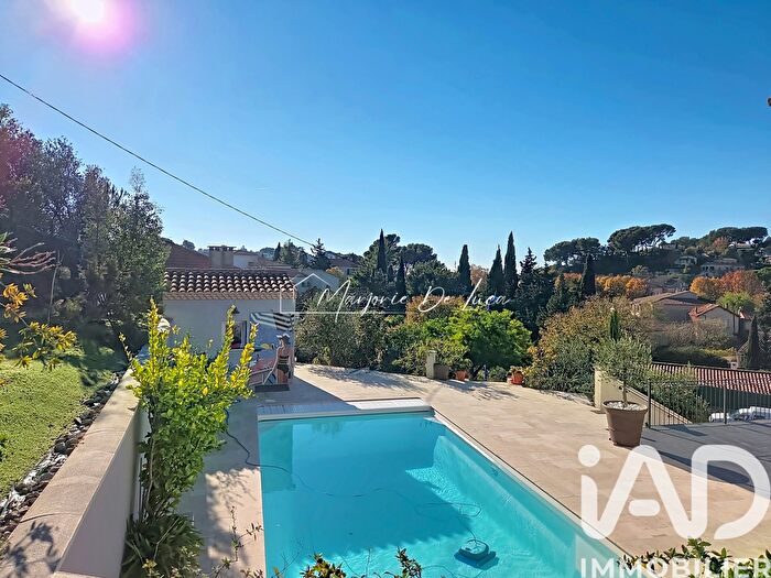 Maison à vendre - Allauch, Logis-Neuf - 5 pièces - 3 chambres