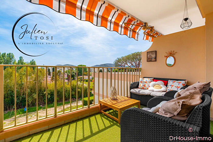 Appartement 4 pièces à vendre - Mandelieu-la-Napoule, Les Termes