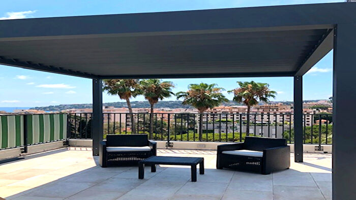 Appartement à vendre - Menton, Hôtel de Ville, Vieille Ville, Musée, Madone, Carnolès - 3 pièces - 2 chambres