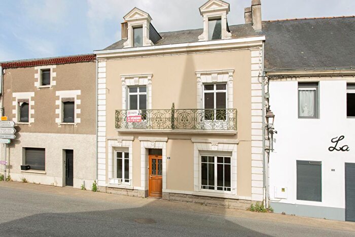 Maison 9 pièces à La Chapelle-Heulin, à vendre