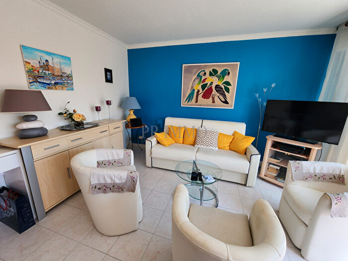 Saint-Raphaël, Centre-ville - Appartement 2 pièces à vendre