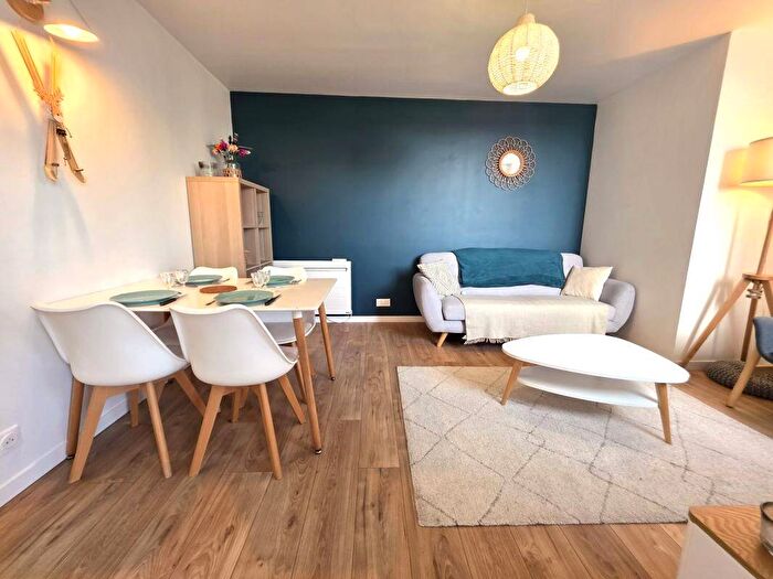 Appartement 4 pièces à Cernay Jamin-Jean Jaurès-Epinettes, Reims, à louer