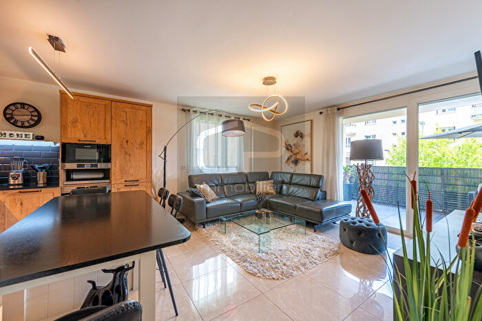 Appartement 3 pièces à Cran-Gevrier, Centre-ville, Le Vernay, Les Iles, à vendre