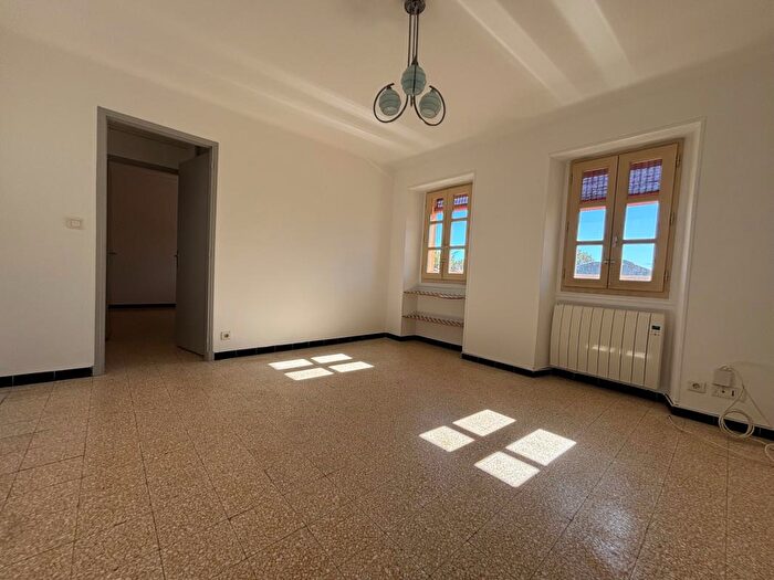 Appartement 2 pièces à Avignon, Palais des Papes, Zone Piétonne, à louer