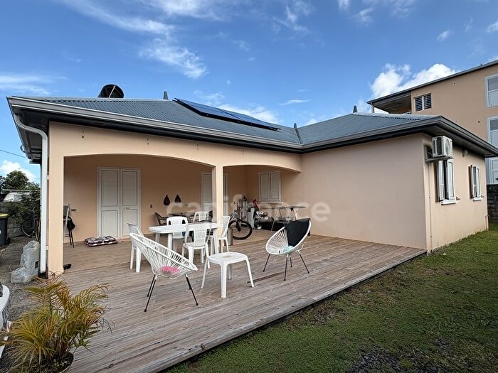 Maison à vendre - Bras-Panon, Centre-ville - 5 pièces - 4 chambres