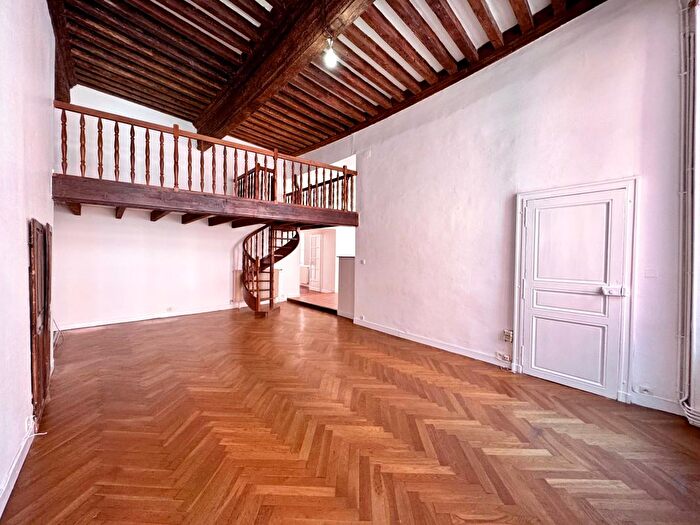 Toulouse, Saint-Georges : Appartement 4 pièces à louer