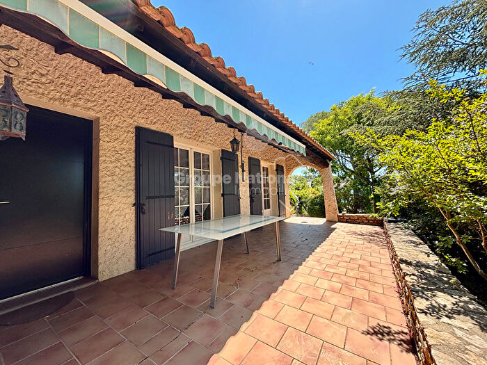 Maison à vendre - Nages-et-Solorgues - 5 pièces - 3 chambres