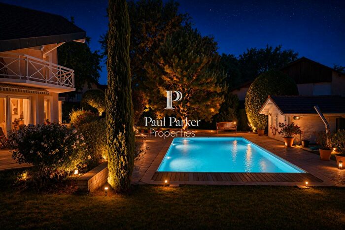 Maison 7 pièces à vendre - Prévessin-Moëns
