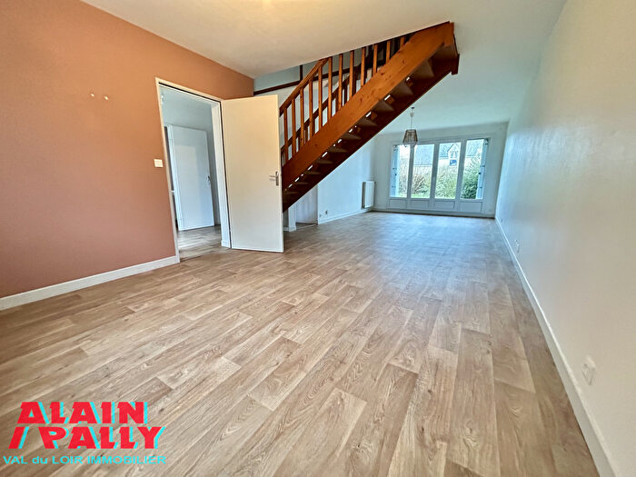 Maison à louer - Châteaudun, Beauvoir - 5 pièces - 4 chambres