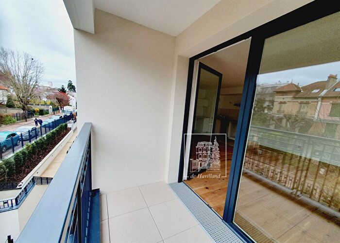 Appartement à louer - Saint-Cloud - 3 pièces - 2 chambres