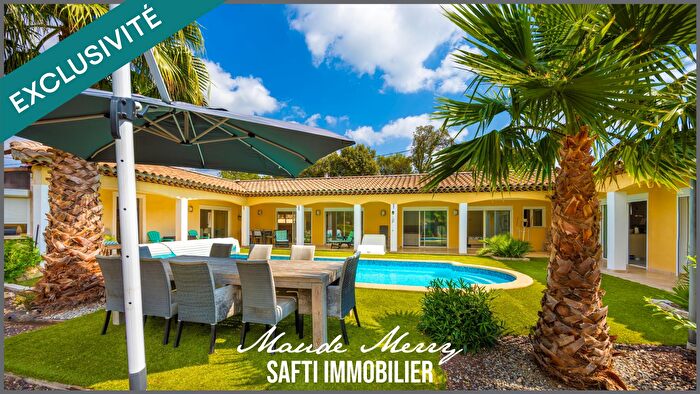 Maison 6 pièces à Sainte-Anastasie-sur-Issole, à vendre