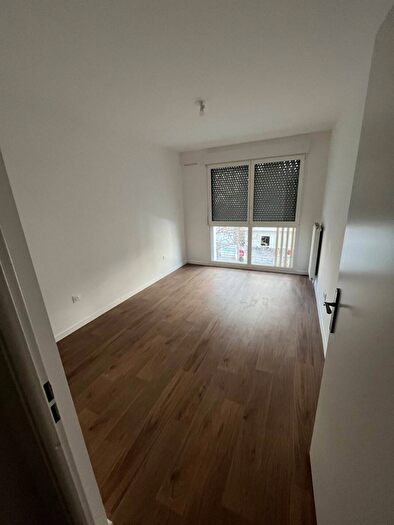 Appartement à louer - Firmin Genier, Aubervilliers - 3 pièces - 2 chambres