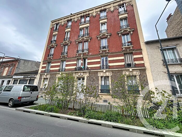 Appartement 2 pièces à Saint-Denis, République, Gare, à vendre