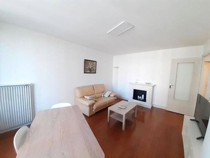 Abry, Grenoble : Appartement 2 pièces à louer