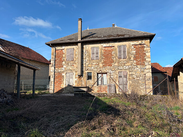 Maison à vendre - La Chapelle-Saint-Martin - 5 pièces - 4 chambres