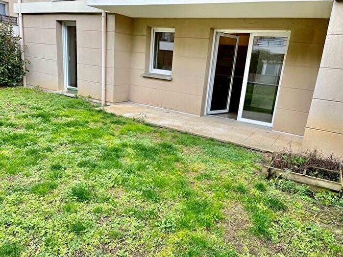 Le Potelet, Dourdan : Appartement 2 pièces à louer