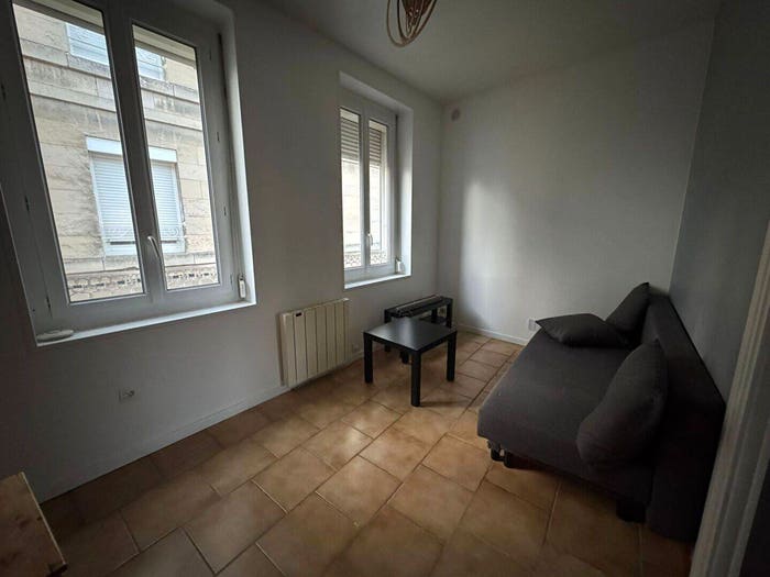 Neuilly-en-Thelle : Appartement 1 pièce à louer