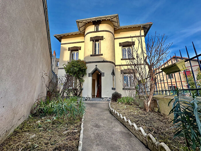 Maison à vendre - Clermont-Ferrand, Chanteranne, La Glacière - 5 pièces - 3 chambres
