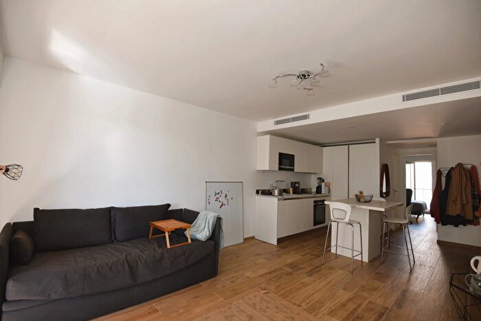 Appartement 2 pièces à louer à Nice, Borriglione