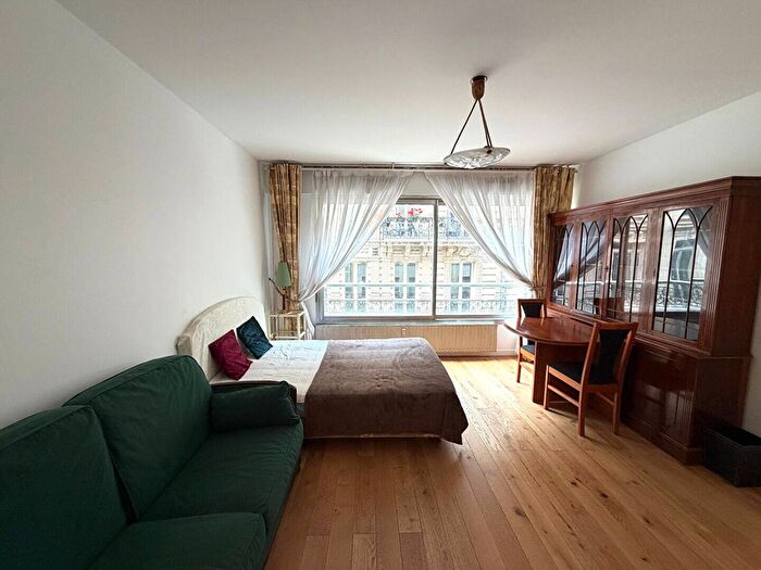 Appartement 1 pièce à louer à Saint Philippe du Roule, Paris 8ème arrondissement