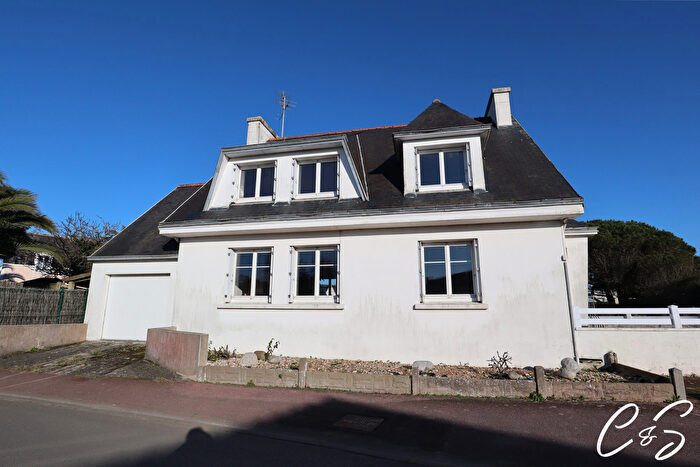 Maison à vendre - Plobannalec-Lesconil - 5 pièces - 3 chambres
