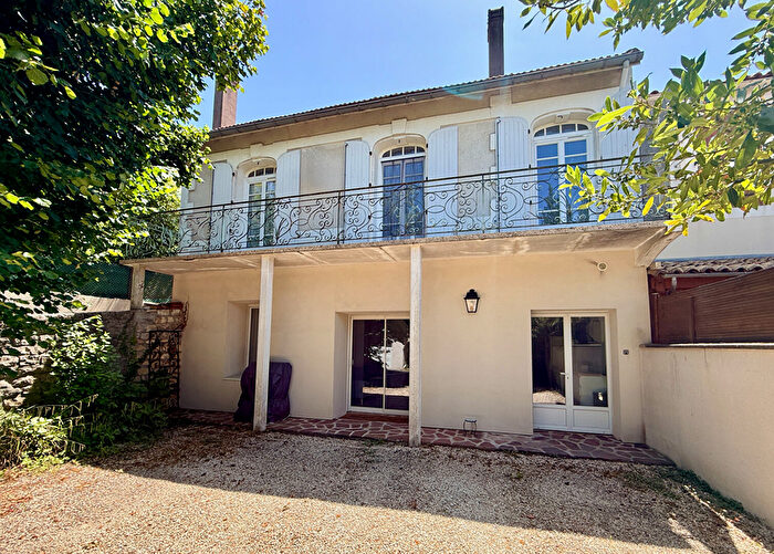 Maison 6 pièces à Angoulême, Victor Hugo, à vendre