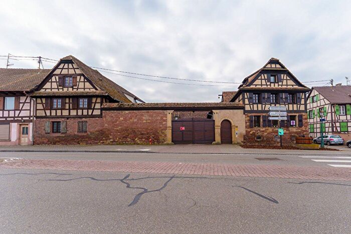 Appartement à louer - Nord, Mundolsheim - 4 pièces - 3 chambres