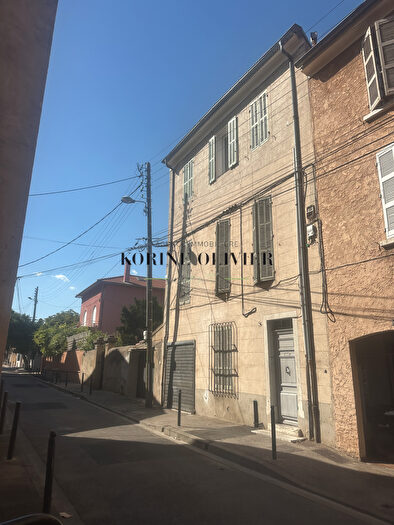 Appartement à vendre - Aix-en-Provence, Centre-ville - 4 pièces - 2 chambres