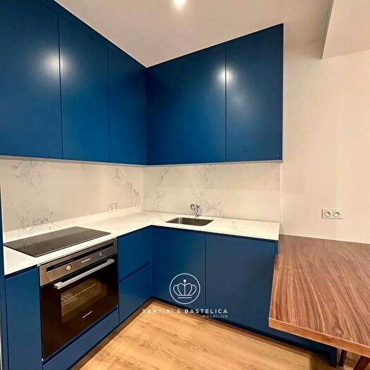 Gare, Ajaccio : Appartement 2 pièces à louer