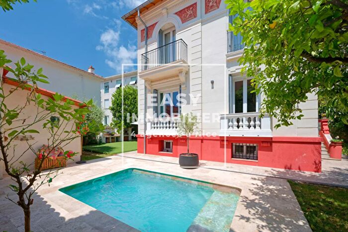 Maison à vendre - Nice, Chambrun - 6 pièces - 3 chambres