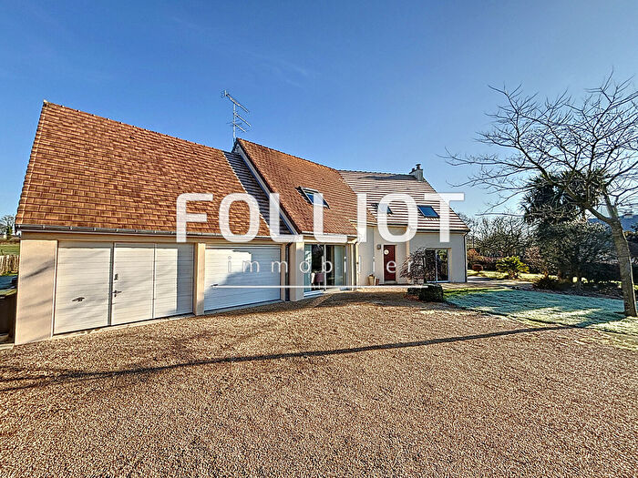 Maison à vendre - Saint-Amand - 6 pièces - 4 chambres