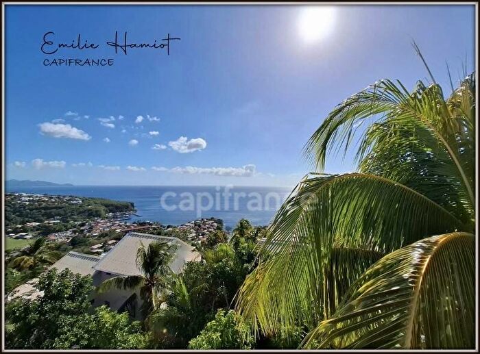 Maison à louer - Case-Pilote - 5 pièces - 4 chambres