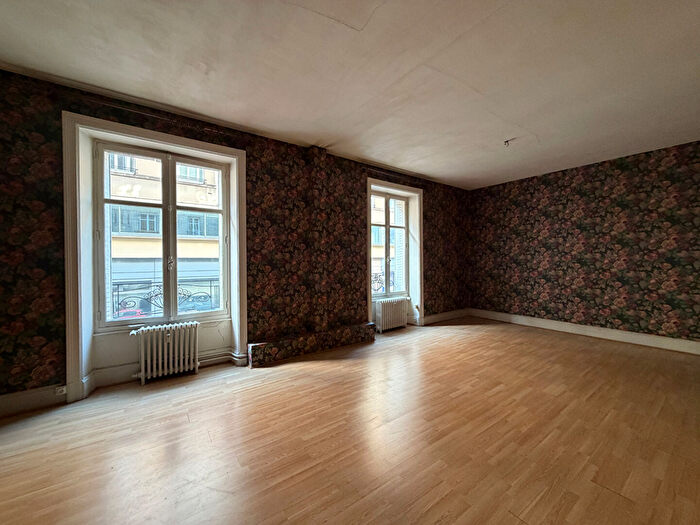 Appartement à vendre - Limoges, Centre-ville, Hôtel de Ville, Emailleurs - 4 pièces - 2 chambres