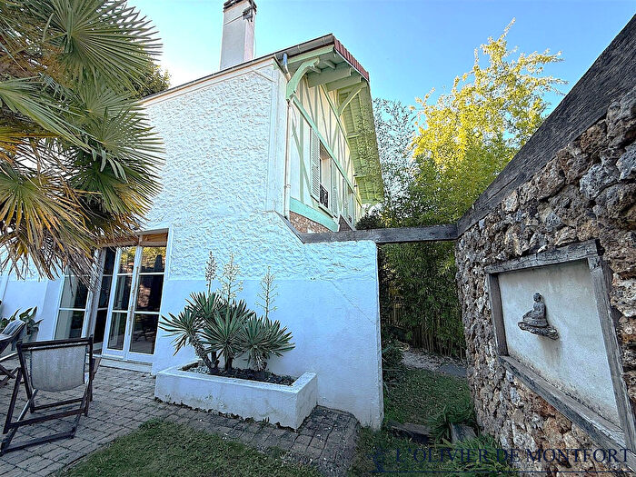 Montfort-lAmaury : Maison 7 pièces à vendre