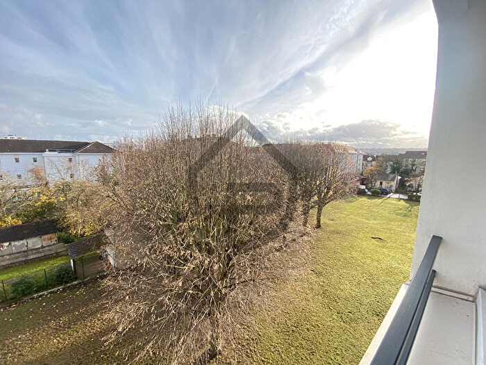 Appartement à vendre - Rueil-Malmaison, Coteaux - 3 pièces - 2 chambres