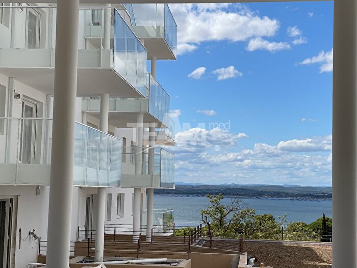 Appartement à vendre - Sète, Saint-Clair - 2 pièces - 1 chambre