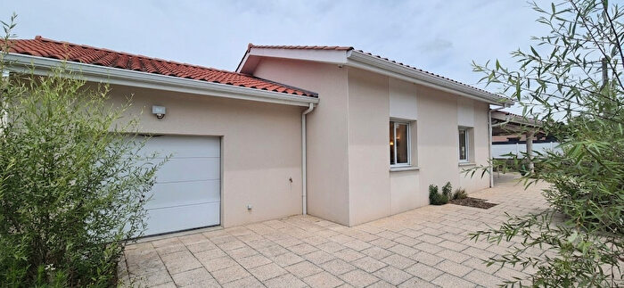 Saint-Maurice-l'Exil : Maison 4 pièces à vendre