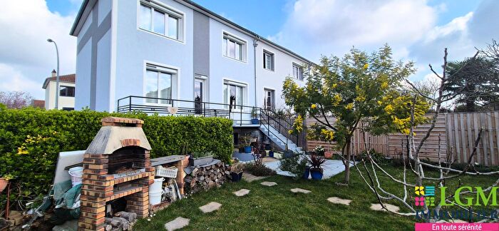 Maison à vendre - Créteil, Val de Brie - 4 pièces - 3 chambres