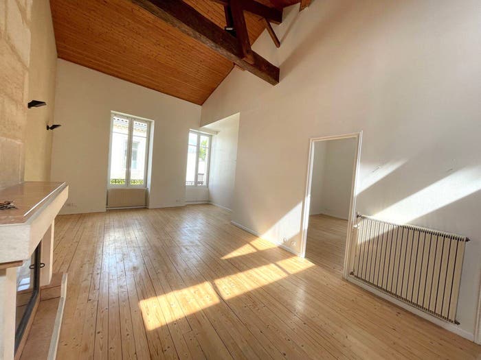 Appartement 4 pièces à louer à Bordeaux