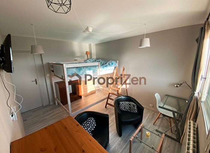 Appartement à louer - Centre Ville, Charenton-le-Pont - 1 pièce