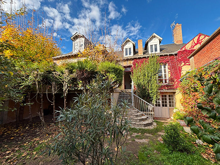 Maison à vendre - La Flèche, Centre-ville - 6 pièces - 4 chambres