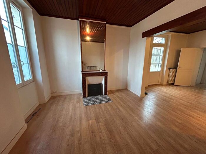 Maison à louer - La Teste-de-Buch, Centre-ville - 5 pièces - 4 chambres