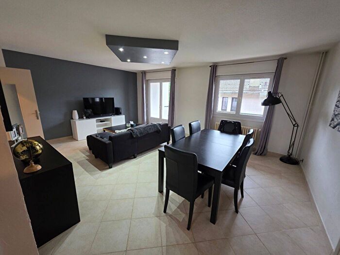 Appartement 4 pièces à louer - Dortan