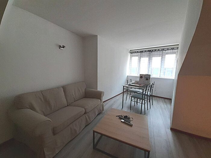 Appartement à louer - Centre Ville-Charles III, Nancy - 2 pièces - 1 chambre