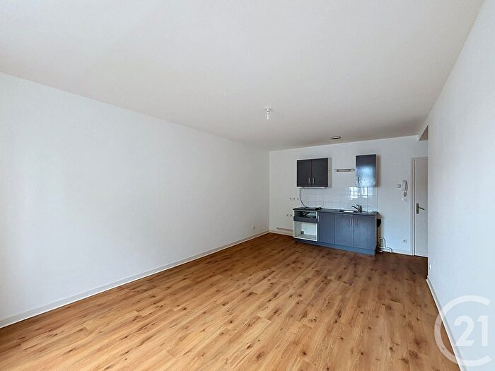 Appartement à louer - Fleury-les-Aubrais, Gare, Bannier, Bustière, Dessaux - 3 pièces - 2 chambres