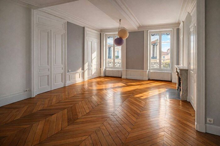 Appartement à louer - Ainay, Lyon ème - 3 pièces - 2 chambres