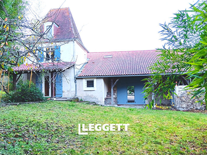 Maison à vendre - Mensignac - 6 pièces - 4 chambres